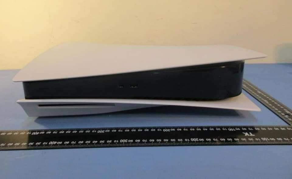 Dobili smo prve "prave" slike PlayStation 5 konzole